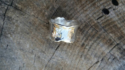Sterling Silver Wide Ring Band Irregular Wavy Edged with a Hammered Te ...